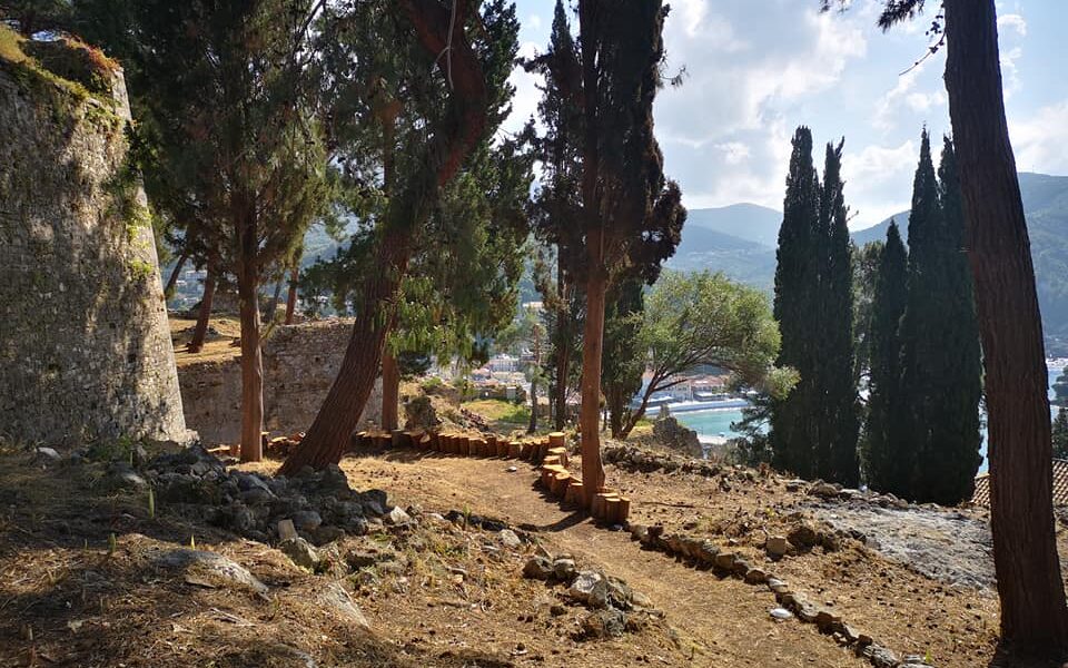 Σε Ντοκιμαντέρ Της ΕΡΤ Για Το 1821 Το Κάστρο Της Πάργας Και Το Φρούριο ...